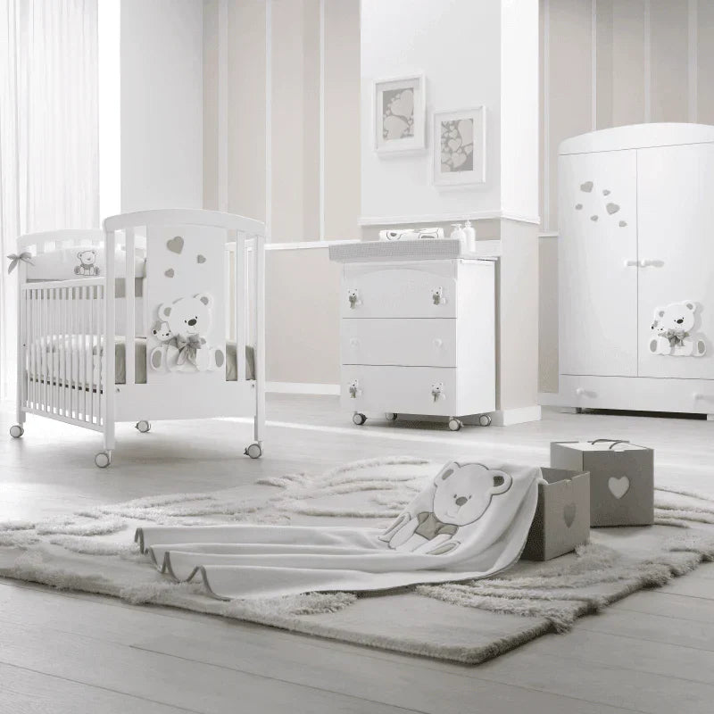 Set mobilier complet–ce include și cum alegi pentru camera bebelușului